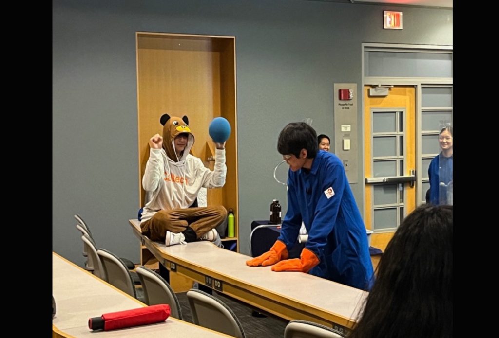MIT’s Annual Campus Preview Weekend Entertains Prospective Students ...