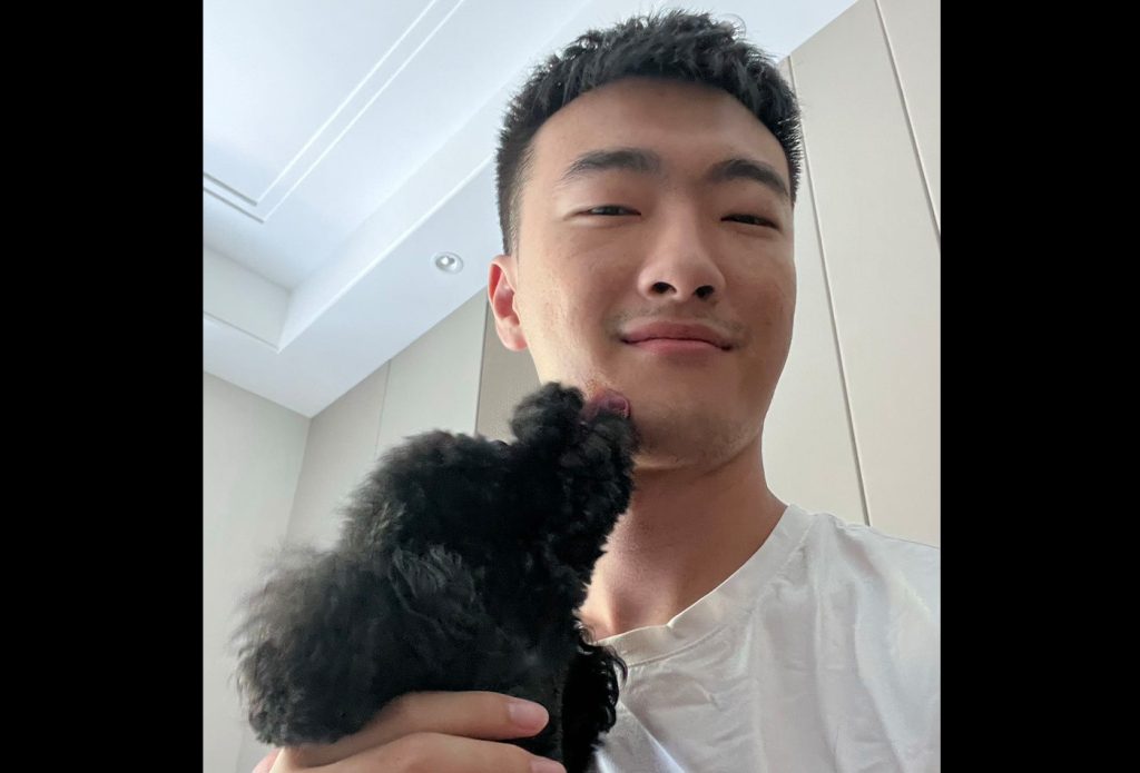 Graduate Student Spotlight: Chonghe Zhang – MIT Department of Chemistry