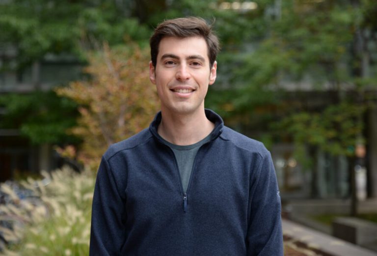 Chemistry Alum Reuben Saunders Wins Hertz Thesis Prize for Mapping Gene ...